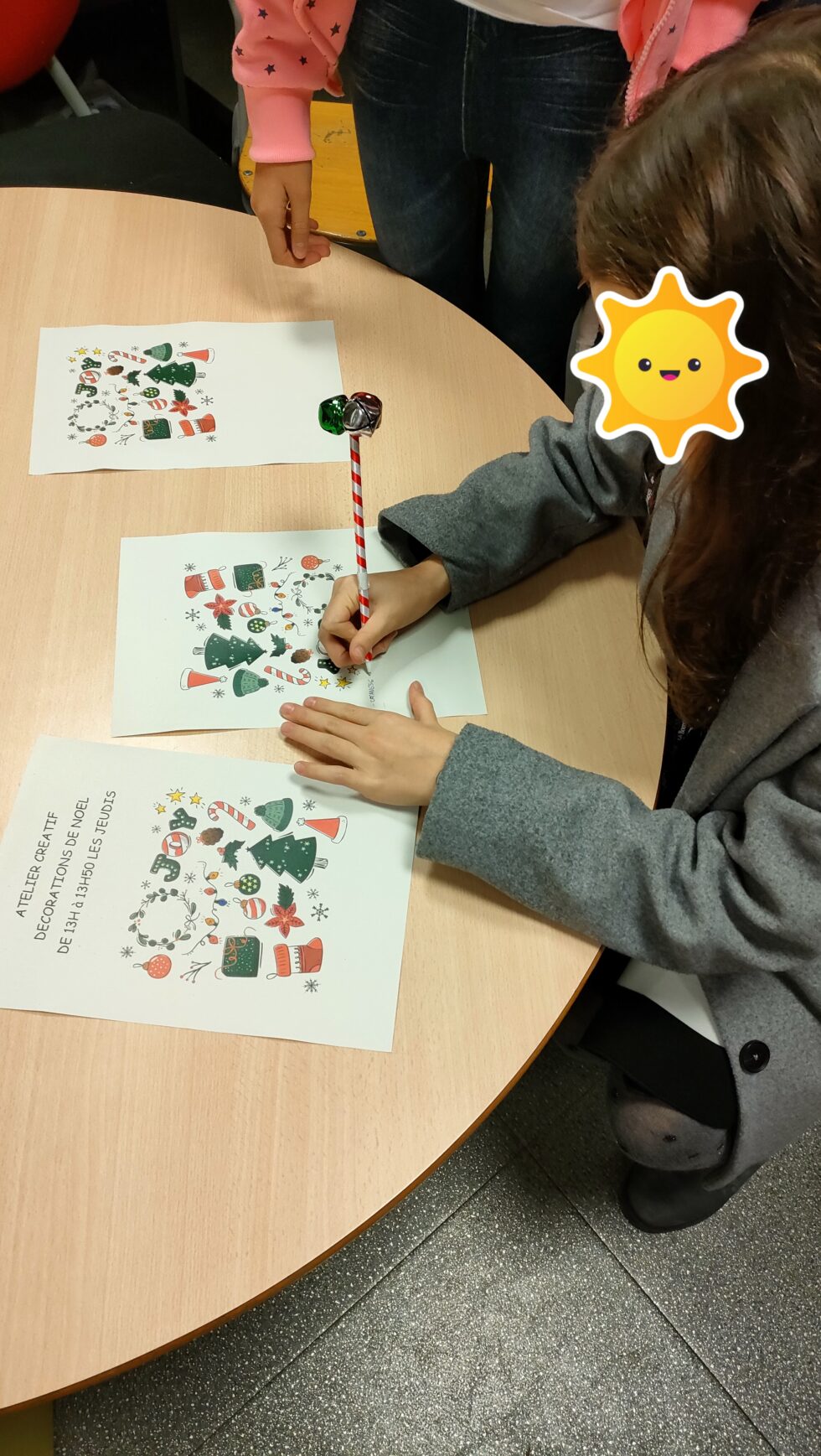 Atelier "Activités manuelles" en vue des fêtes de fin d'année ! - Lycée ...